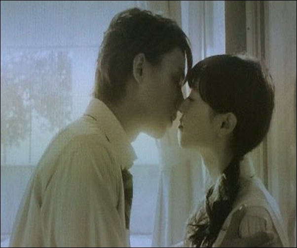 地上波で再放送が難しい福原遥出演のドラマと映画の無料視聴方法 | Vラウンジ VML Visual Media Lounge